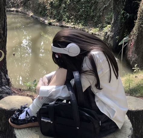 270 Rl Pfps Ideas In 2025 Poses Aesthetic Pictures Pretty People