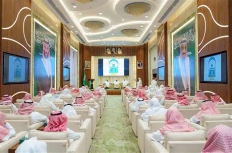 «السديس استثمار الذكاء الاصطناعي في نشر الفكر الوسطي المعتدل الوطن
