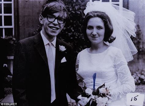 Exclusive How Stephen Hawkings Second Wife Elaine Was Accused Of
