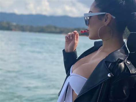 Mackenzie Jones Cam Free Live Nude Sex Show Chat Camsoda