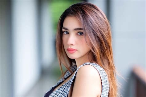 Angel Karamoy Ungkap Kriteria Suami Idaman Setelah 6 Tahun Menjanda