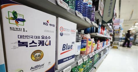 요소 수입 90 의존하는데희소 자원 틀어쥔 中 관련주 널뛴다