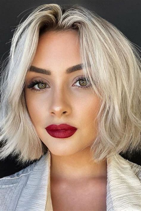40 Stunning Blonde Bob Hairstyles For A Chic Hair Cut The Beauty Pursuit