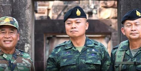 ជើង អក្សរ « ត និង ជើង អក្សរ « រ ដែលប្រកបនឹងពាក្យមួយចំនួន អាច ផ្លាស់ប្តូរគ្នាទៅវិញទៅមកបាន