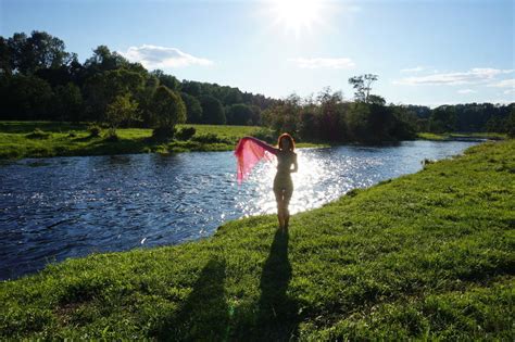 On The Beach With Pink Shawl 41 Pics Xhamster