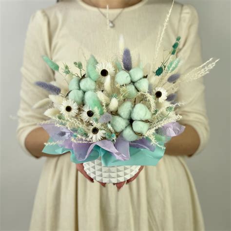 Букет из сухоцветов Фловерно заказать с доставкой недорого в Москве по цене 5 490 руб