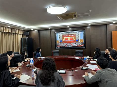 教师党支部召开深入推进教师思政和师德师风建设工作专题学习会
