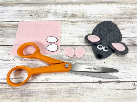 Kunin Felt Candy Cane Mouse Kunin Felt