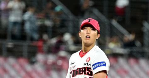 사진 이의리 3연속 볼넷 2연속 삼진 롤러코스터 피칭으로 이닝 마무리