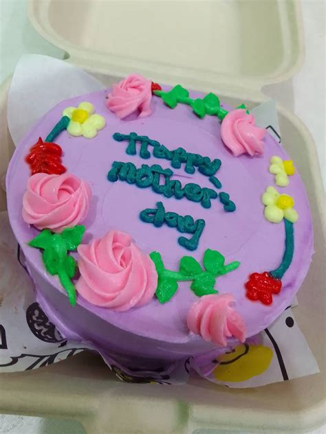 Custom Cake 4x2 Inches Happy Mother S Day Pipie Co Bread Cake