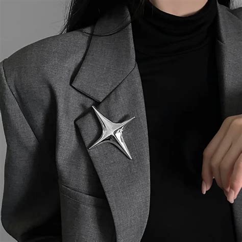 펑크 멋진 별 기하학 금속 브로치 패션 디자인 술 핀 개성 있는 트렌드 정장 액세서리 여성을 위한 보석 선물 신제품 위시버킷