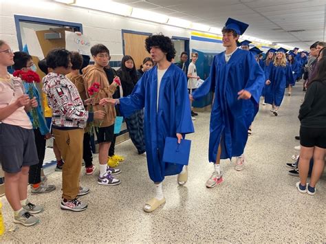Fairfax High Seniors Visit Old Schools As Part Of Graduation Walk