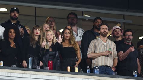 Inside Taylor Swifts Relationship With Her Brother Austin