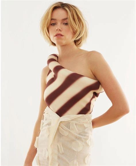 Shes So Hot And Sexy Rmillyalcock