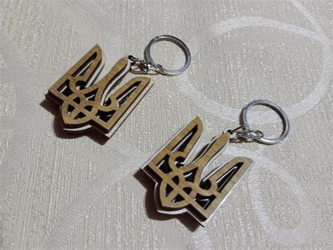 Брелок тризуб комплект — ціна 75 грн у каталозі Сувеніри Купити товари для дому та побуту за