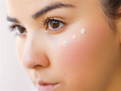 How And Where To Apply Highlighter By Loréal