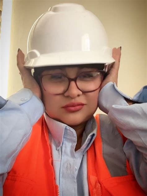 Ejiro Ogomigos Instagram Twitter And Facebook On Idcrawl