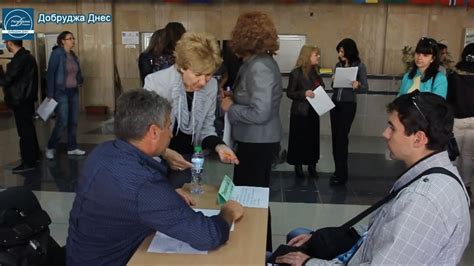 За трети път в Добрич отвори врати есенна младежка трудова борса Youtube