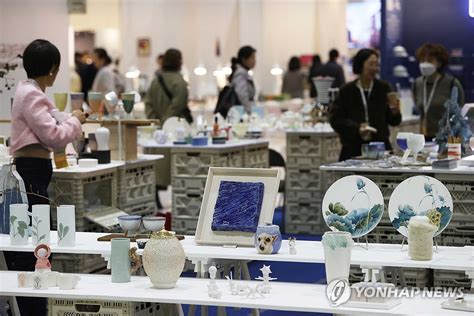 2023 공예트렌드페어 연합뉴스