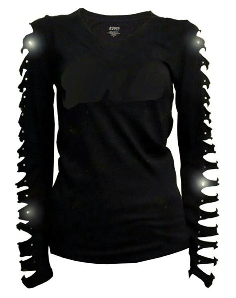 Diy Cut Out Long Sleeve Shirt Diy Long Sleeve Shirt How To Cut A