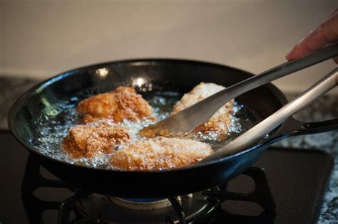 7 Cara Membuat Gorengan Crispy Tahan Lama Dijamin Renyah