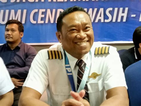 KKB Beruntun Tembak Dan Bakar Pesawat Di Papua Begini Seruan Ikatan