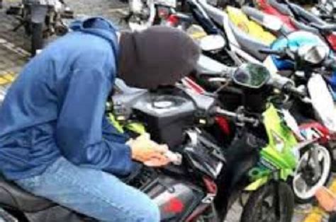 Maling Motor Ini Kepergok Lalu Diamuk Oleh Warga Hingga Nyaris Tewas Motorplus
