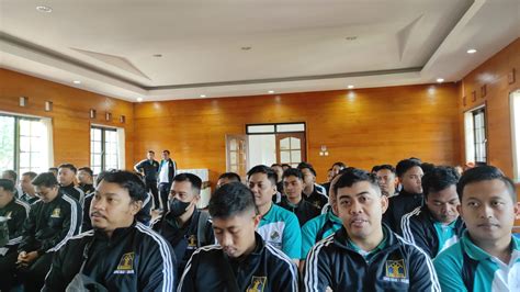 Pembinaan Fisik Mental Dan Disiplin Pegawai Lapas Kelas I Malang