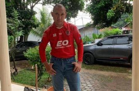 Disebut Teriaki Mobil Andre Taulany Saat Pemakaman Babe Cabita Oki Rengga Minta Maaf Jadi