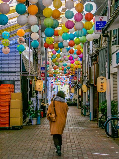 カラフルな商店街 GANREF