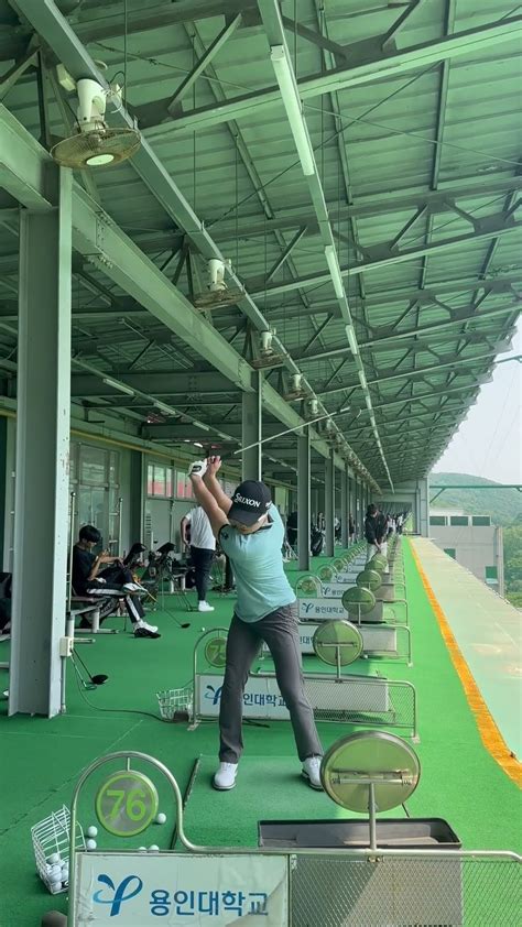 안정식프로 정면 아이언맨 스윙입니다🎸 골프 아이언스윙 골프레슨 Youtube