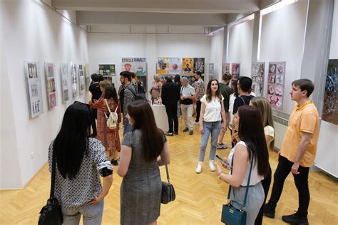 Otvorena Godišnja izložba radova studenata Odseka za primenjenu i ...