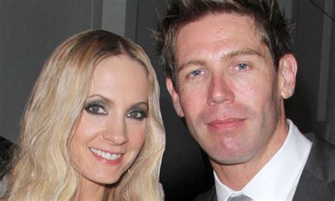 Downton Abbeys Joanne Froggatt Weds Longterm Partner In Secret