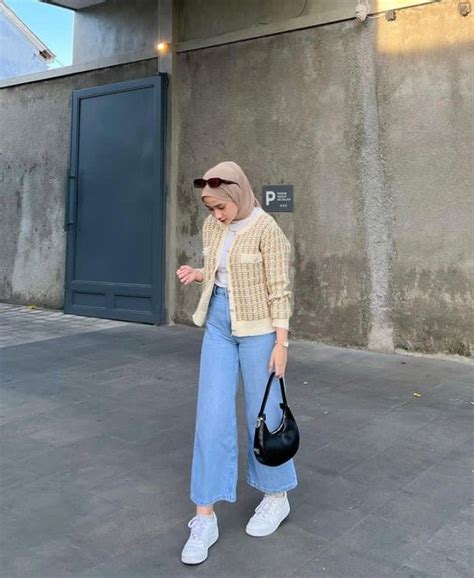 Pin Oleh —🪐🌷 Di Ootd By 𝐢𝐧𝐢𝐤𝐢𝐫𝐚𝐧𝐚𝐚𝐚 Pakaian Nyaman Kasual Gaya