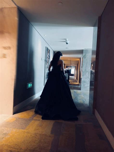 Shen Yue Archive On Twitter Princess From The Back Weibo Night