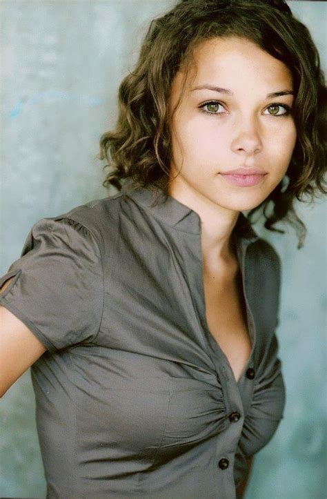 Jessica Parker Kennedy Is So Crazy Beautiful Scrolller