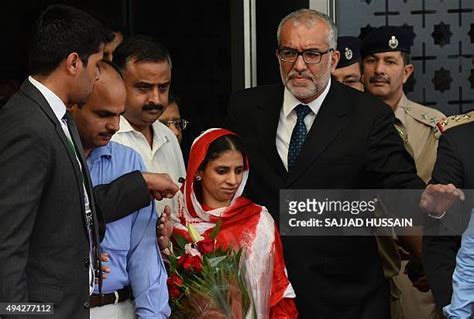 Geeta Pakistan Photos And Premium High Res Pictures Getty Images