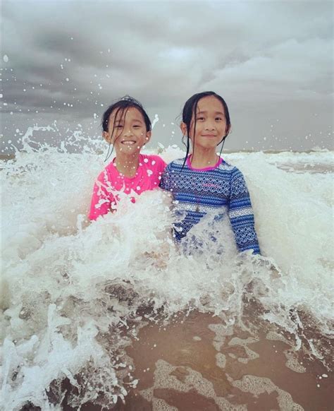 Janet And Kate Summer Aesthetic Kate Twin Sisters
