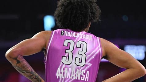 Izan Almansa el MVP español que se abona a los dobles dígitos en su