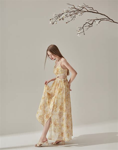 비키니밴더 루시엘 컷아웃 쉬폰 롱 원피스