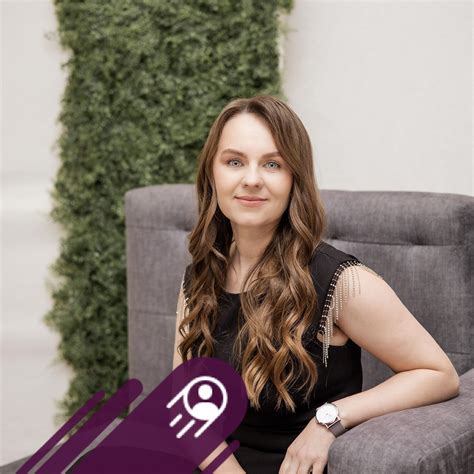 Смачний салат1й шар відварене куряче філе 2й шар варені яйця 3й шар варена морква 4й шар твердий