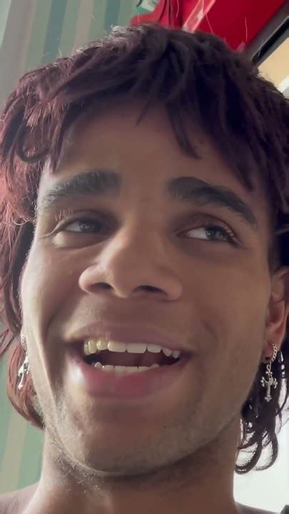 НОВЫЙ ВИДОС УЖЕ НА КАНАЛЕ‼️ БЕГИ СМОТРЕТЬ👀🎭 Youtube