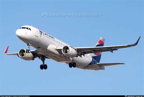 PR TYT LATAM Airlines Brasil Airbus A WL Photo by Antônio Carlos Carvalho Jr ID