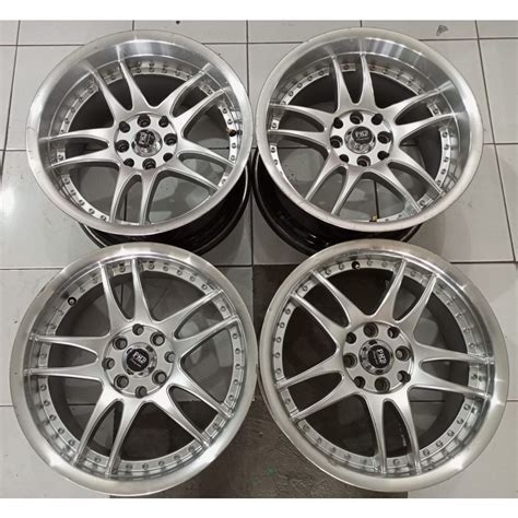 Jual Velg Mobil Racing Ring 16 Kiwami R16x7 5 8 5 Baut 4 Et35 Shopee Indonesia