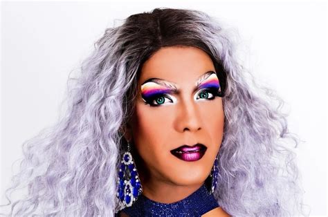 Barbada Comédienne Qui Joue Qui