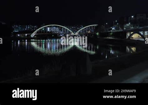 Underpass Path Stock Videos And Footage Hd And 4k Video Clips Alamy