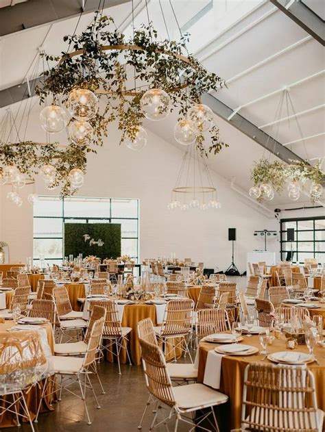 27 Rustic Barn Wedding Ideas Thatll Transform Your Venue Rustic Barn