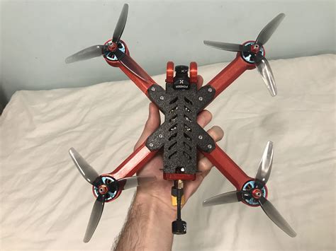 Phoenix Fpv Drone Par Programmadan Téléchargez Gratuitement Un Modèle