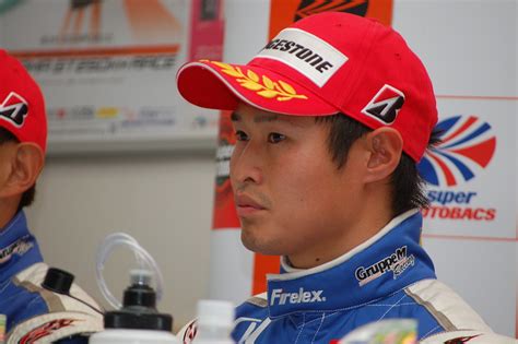 公式予選記者会見 Gt500クラスでポールポジションを獲得した塚越広大（keihin Hsv 010） Photo Gallery