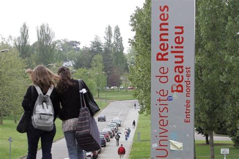 Ils Se Font Voler Leurs Téléphones Des étudiants Agressés La Nuit